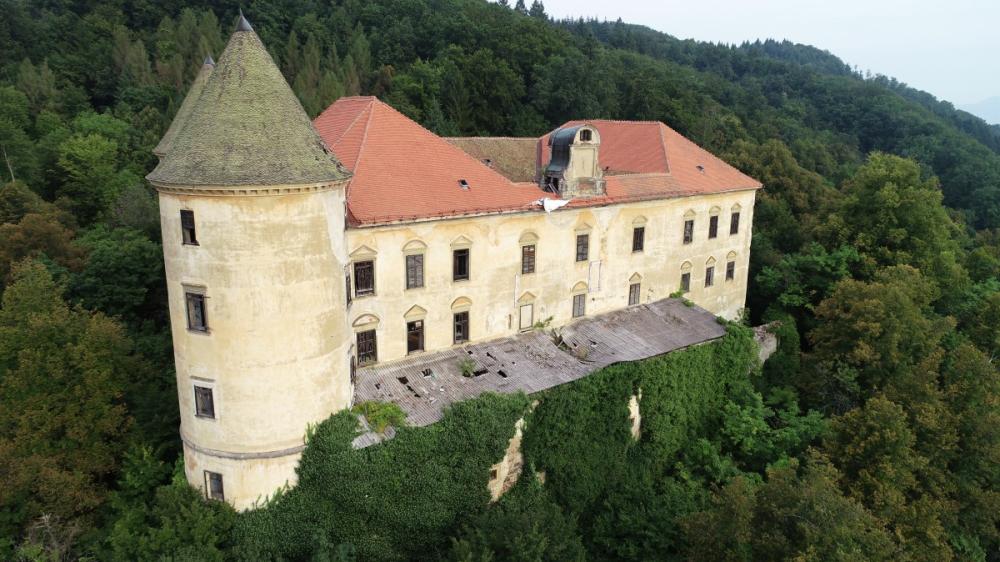 Grad Podčetrtek ima novega lastnika - Radio Štajerski val