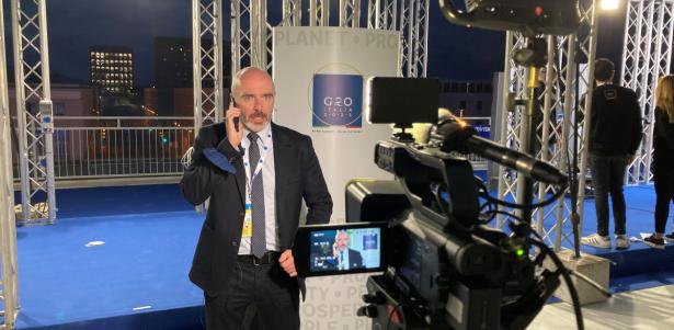 Janko Petrovec: S prevajanjem si odpočijem od dopisniškega dela - Radio ...