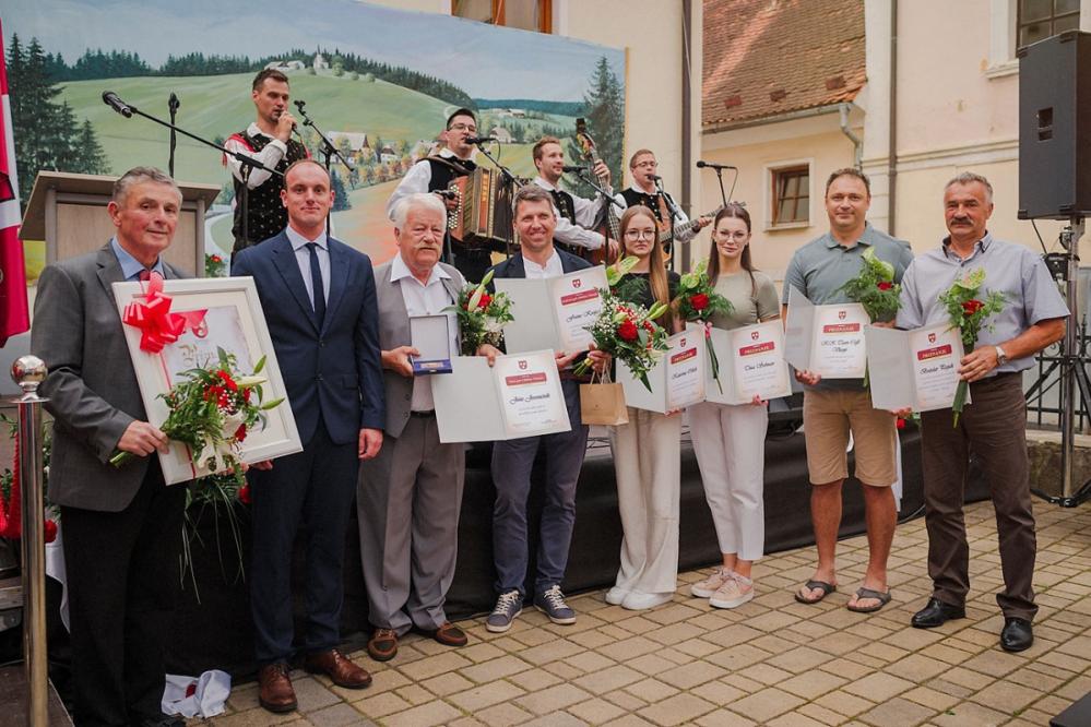 Kdo so letošnji občinski nagrajenci v Vitanju? - Radio Štajerski val